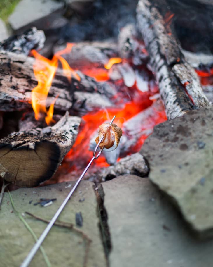 What to Know About Cooking Over a Fire Pit | The Kitchn