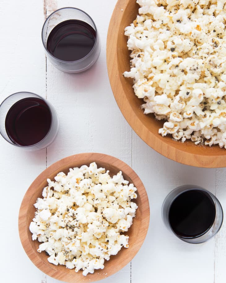 Recipe: Cacio e Pepe Popcorn | The Kitchn