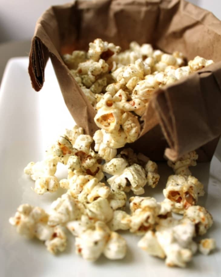 Vegan Party (or Anytime!) Snack: Za’atar Popcorn | The Kitchn