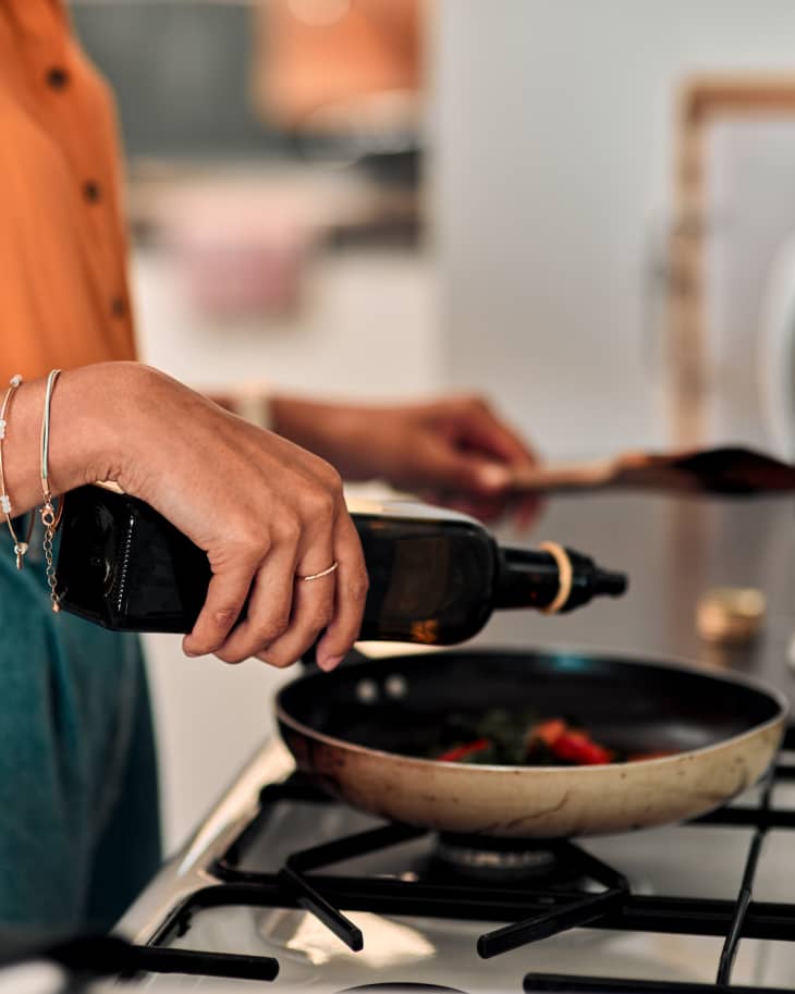 This Hilarious Kitchen Storage Fail Photo Is Going Viral on Twitter ...