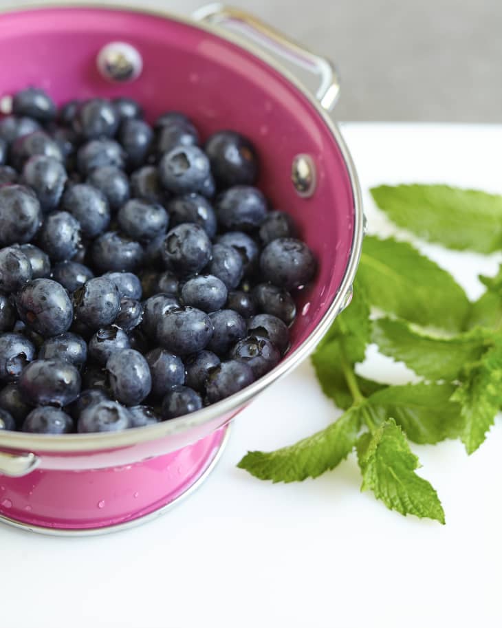 Joie Blueberry Colander Pod Review 2023 | The Kitchn
