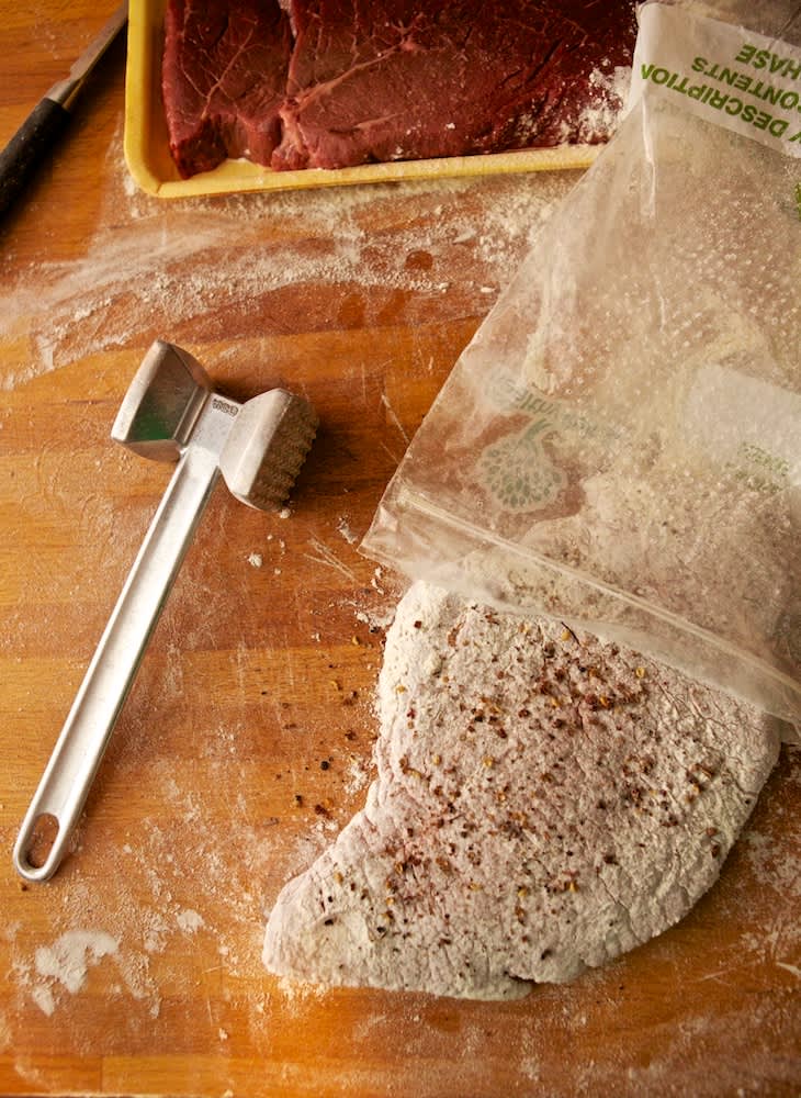 Southern Recipe: Cholula Chicken Fried Steak with Gravy | The Kitchn