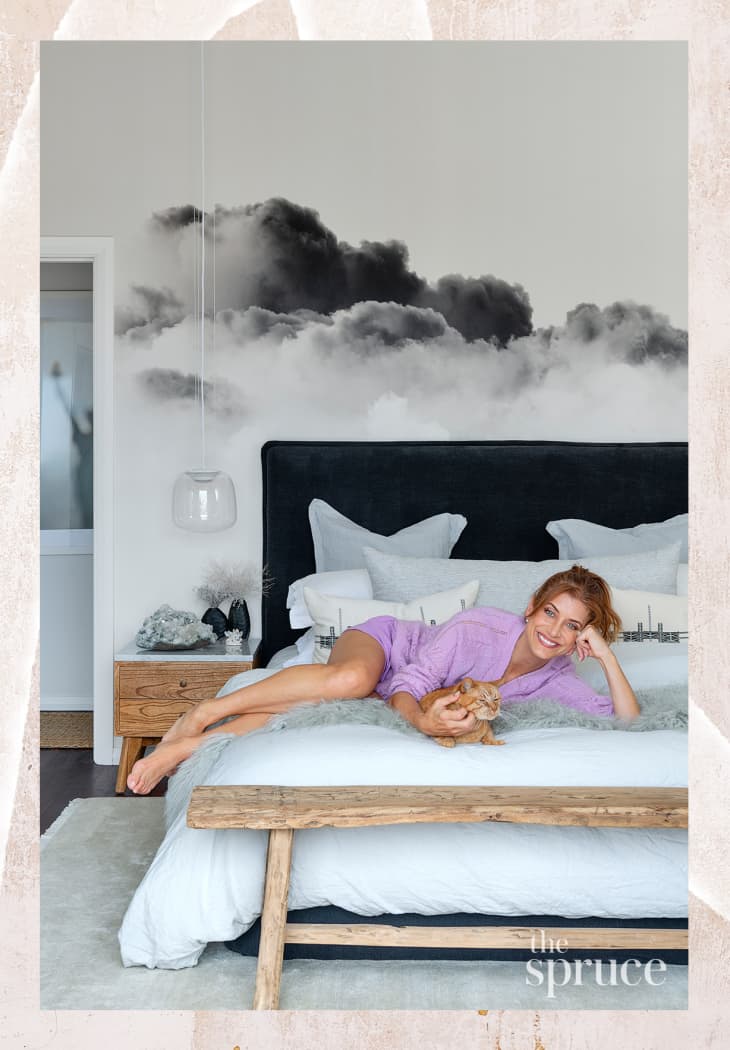 Kate Walsh “Softened” Her Australian Home with Clouds, Curved Seating ...