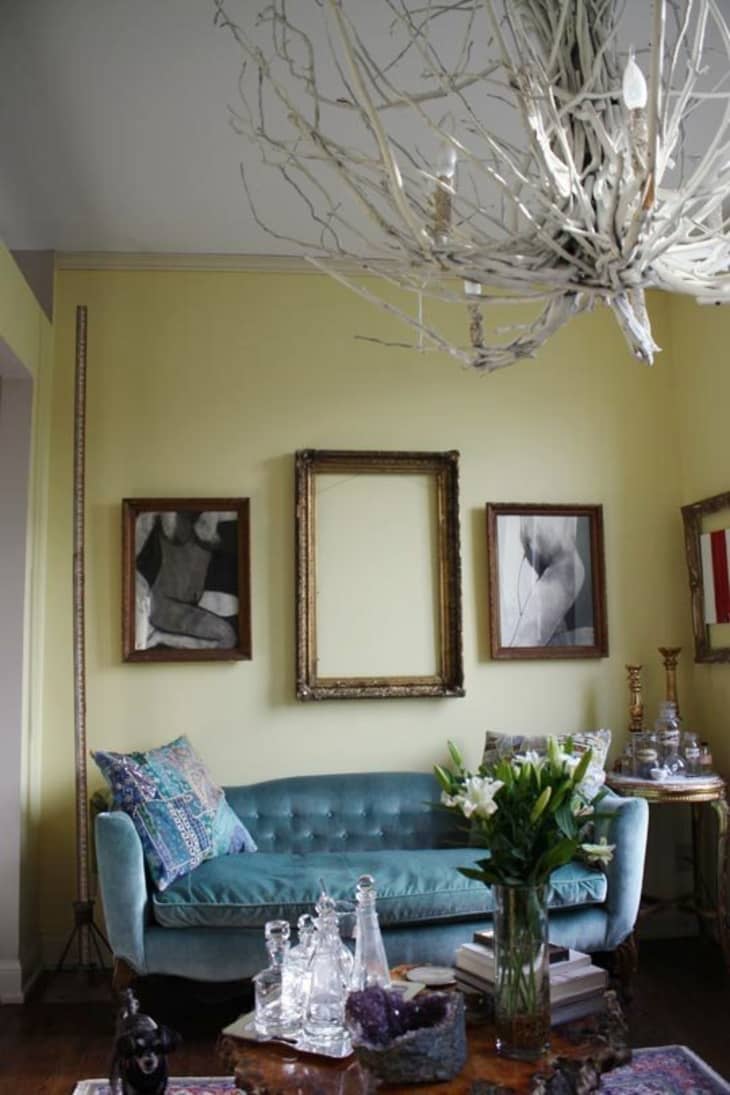 Suzi’s European Country Style Condo | Apartment Therapy