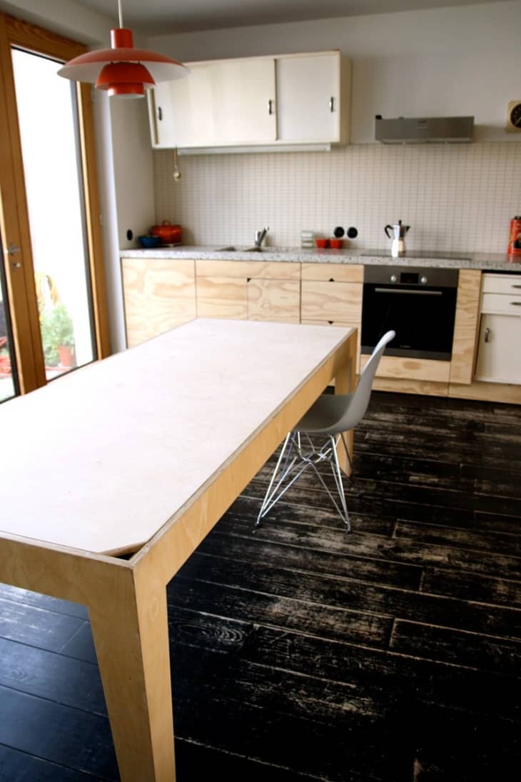 A Kitchen Table With a Surprising Storage Solution | Apartment Therapy