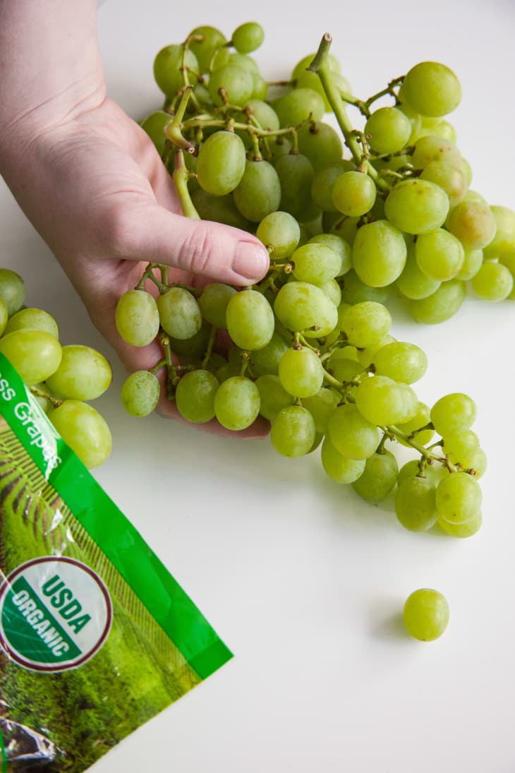 Here’s What 1 Pound of Grapes Looks Like | The Kitchn