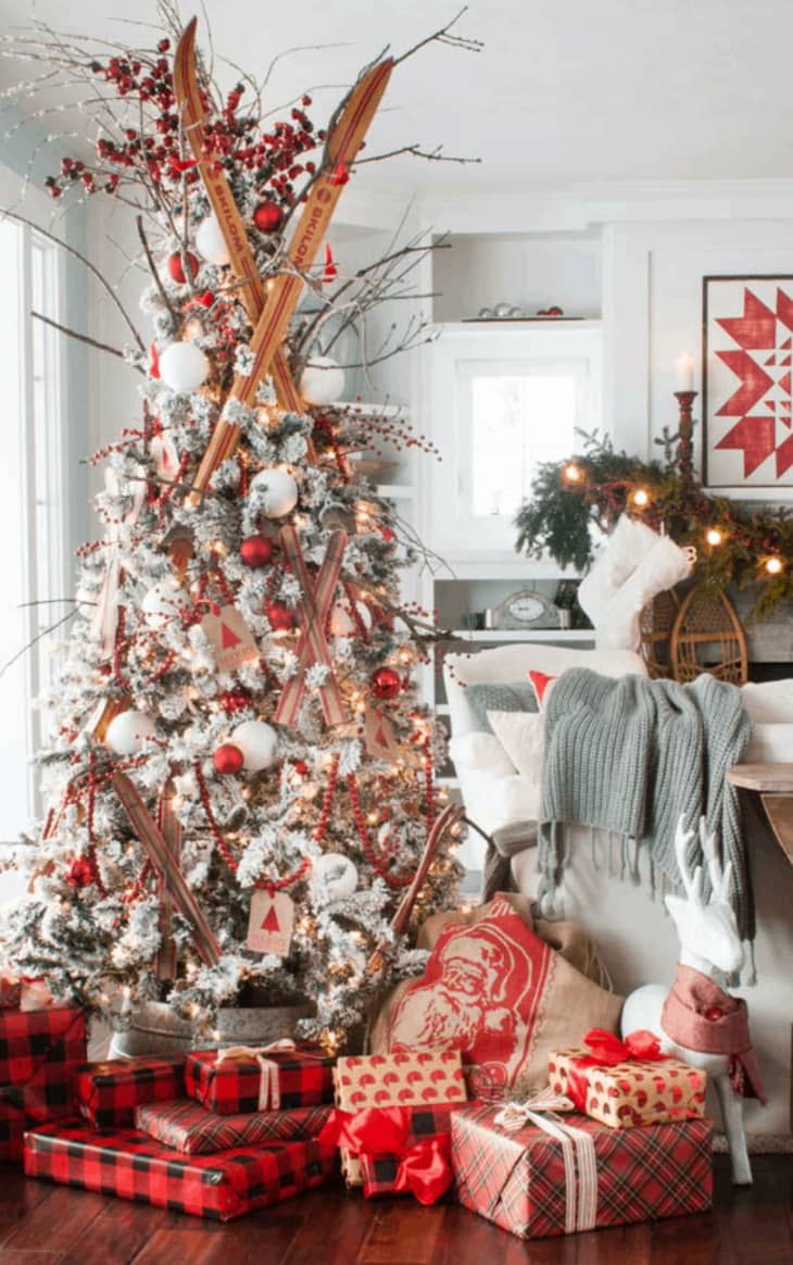 27 Christmas Theme Options To Bring Absolute Joy To Your Home - A Life ...