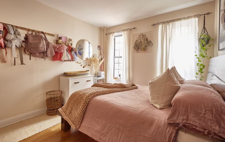 medium size bedroom layout