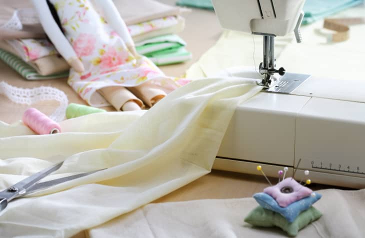 How to Use a Sewing Machine so You Can Create DIY Home Decor ...