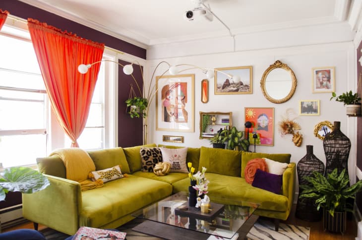These Are the Best Space-Saving Living Room Layouts We've Seen All Year ...