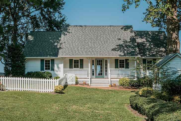 What I Wish I Knew About Owning A Rental Cottage | Apartment Therapy