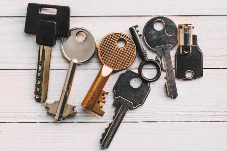 Study Reveals The Most Common Items that Go Missing at Home | Apartment ...