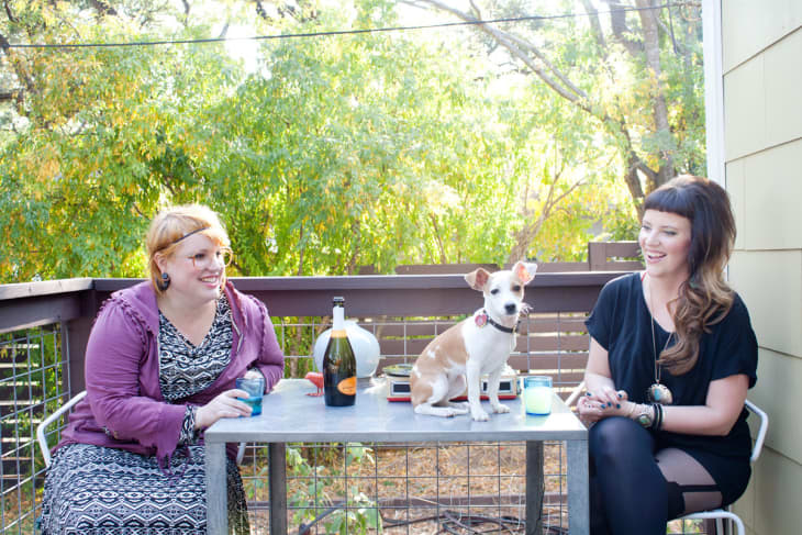 How to Make Friends With Your Neighbors (If You Want To) | Apartment ...