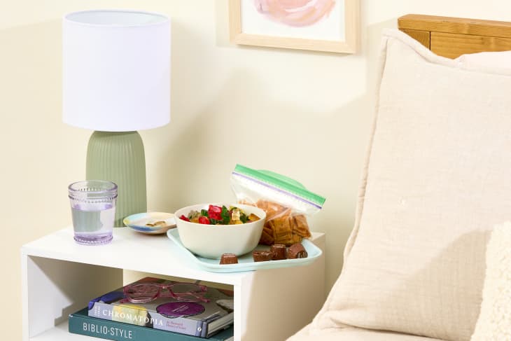 How Eating in Bed Helps Me Create Less Mess | Apartment Therapy