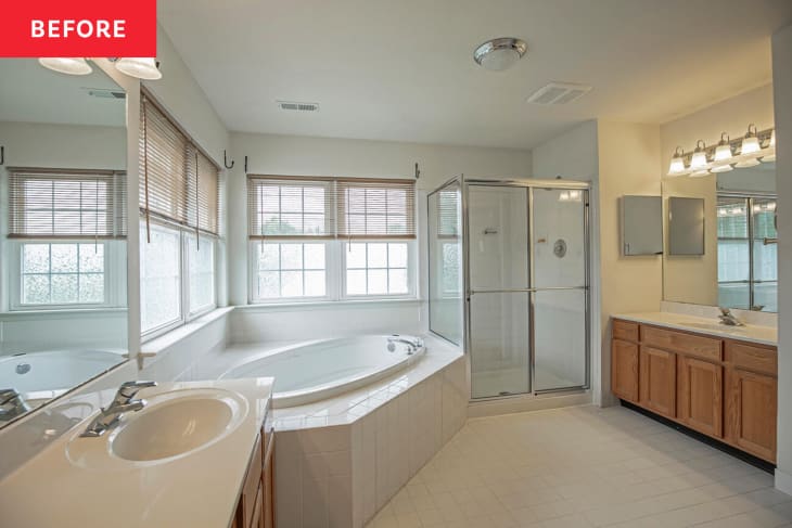 Before and After: A Bathroom from the '90s Gets a Very Glam Glow-Up ...