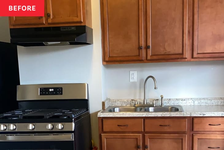 A Dated Brown Kitchen Gets “Parisian Cafe Vibes” for Cheap | The Kitchn