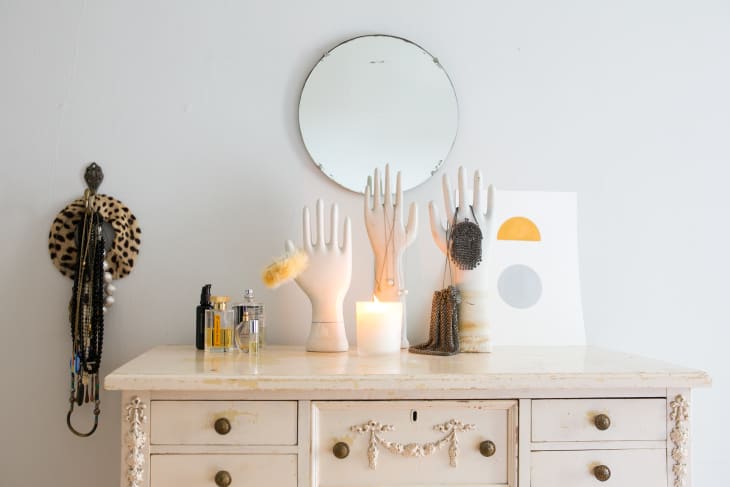 I Repurposed a Vintage Spice Rack to Display My Collection | Apartment ...