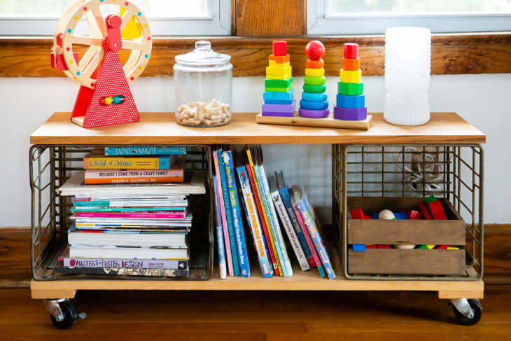 How to Store Your Kids’ Floppy Paperback Books | Apartment Therapy