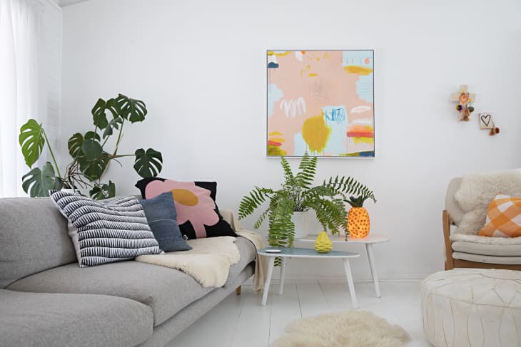 Living Room Clutter Checklist - Decluttering Cure 2021 | Apartment Therapy