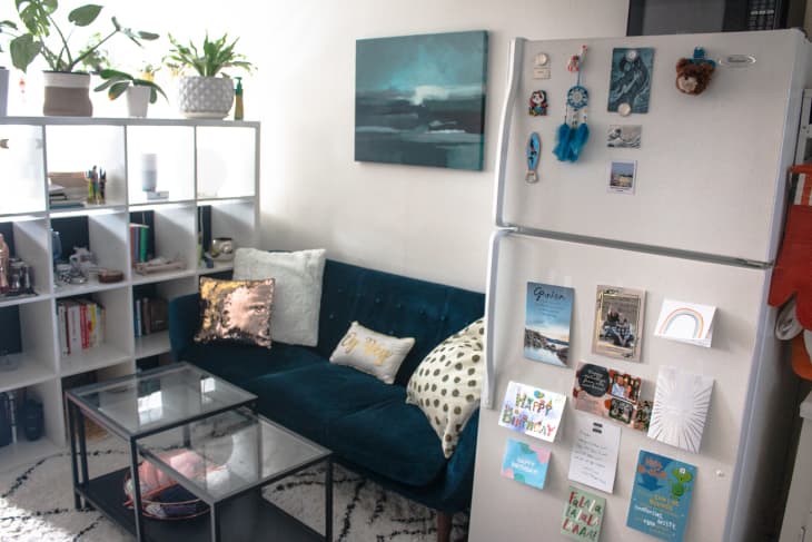 250-Square-Foot Los Angeles Studio Apartment Tour Photos | Apartment ...