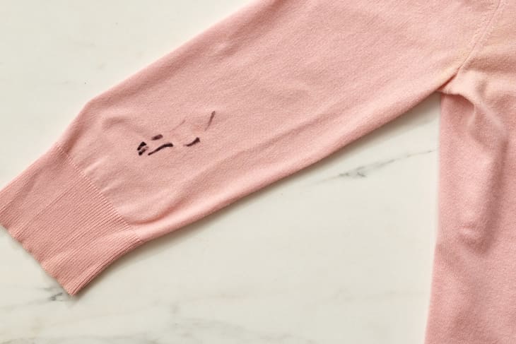 How to Get Permanent Marker Out of Clothes, Furniture & Skin ...