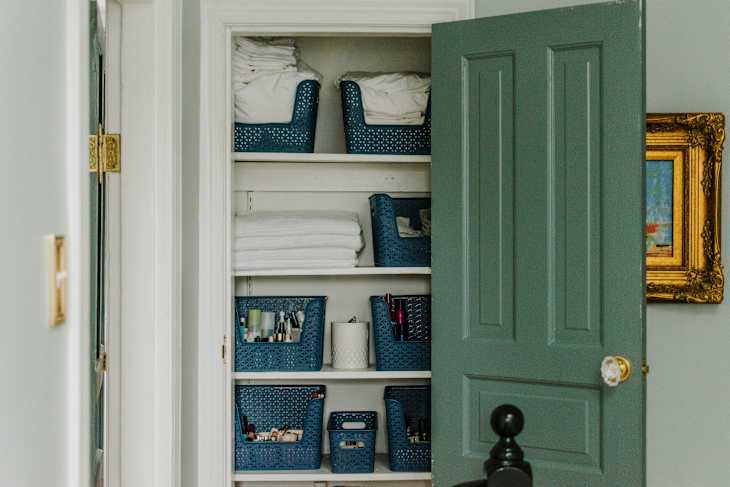 These $9 Target Storage Bins Are So Good for Linen Closets | Apartment ...