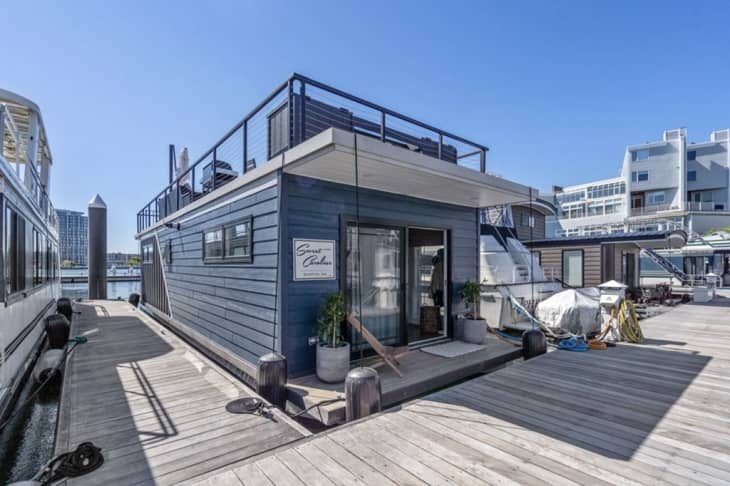 This Modern Boston Houseboat for Sale Has a Giant Roof Deck | Apartment ...