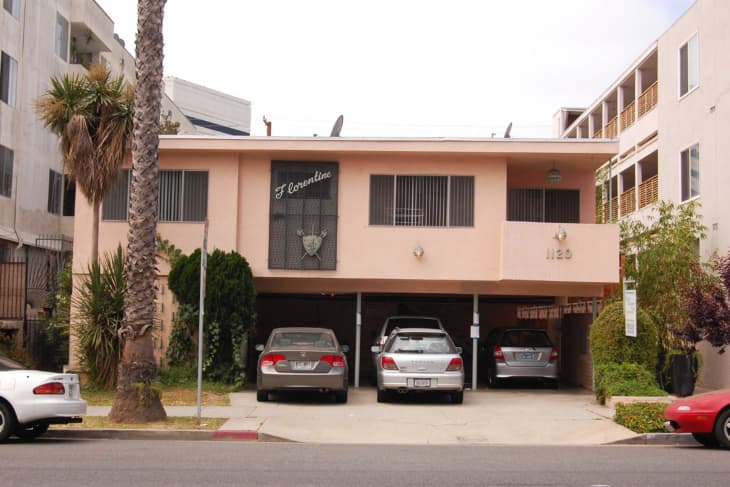 What Is a Dingbat? | Apartment Therapy