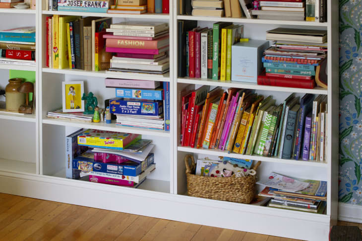 My Mom's a Housekeeper — Here's Her Trick for Cleaning Baseboards ...