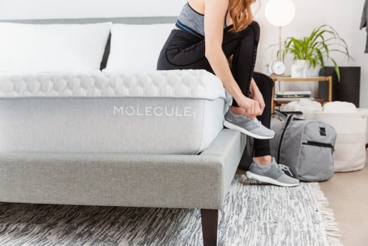 I'm a Hot Sleeper and I Tried the Molecule 1 Mattress for a Cool Night ...
