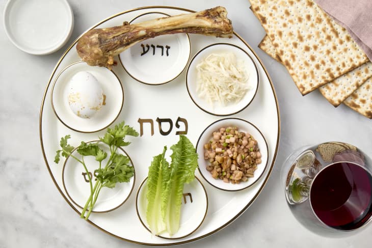 What Is on a Seder Plate? Everything to Know About the 6 Symbolic Items ...