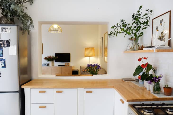 This $12 Handheld Vacuum Made My After-Dinner Cleanup Way More Bearable ...