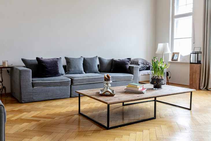 7 Ways to Fix a "Cold and Uninviting" Living Room | Apartment Therapy