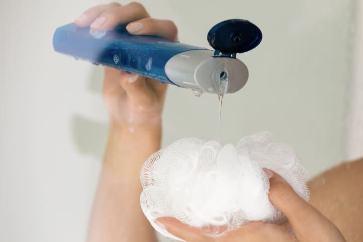 Bar Soap vs. Body Wash? Here’s When to Use Each One | Apartment Therapy