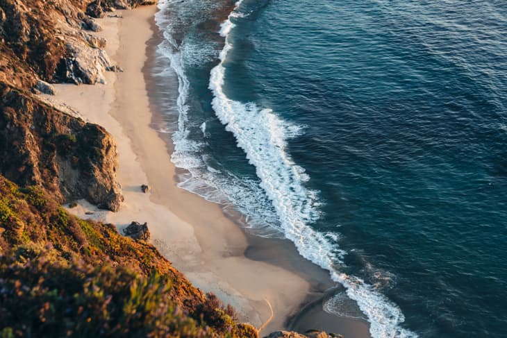 The "Blue Mind" Theory Is Backed By Science | Apartment Therapy