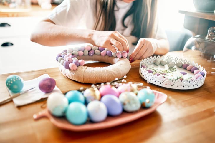 18 Easy DIY Easter Crafts to Try If You’re Over Dyeing Eggs | Apartment ...