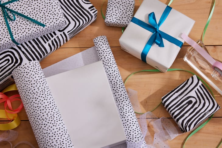 These 5 Tools Make Holiday Gift Wrapping a Breeze | Apartment Therapy