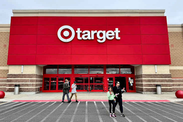 Target’s 2026 Rattan Lamp: Threshold Cordless Light Review | Apartment ...