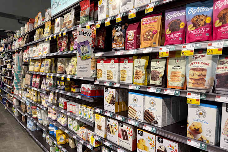 The “Delicious” Boxed Baking Mixes Taking Over Grocery Shelves | The Kitchn