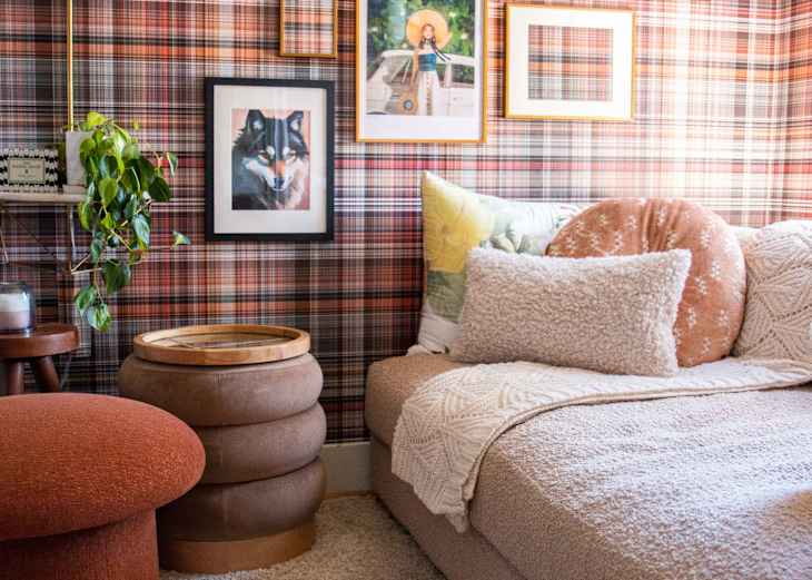 I Swear By Loctite Mounting Putty for Hanging Gallery Walls | Apartment ...