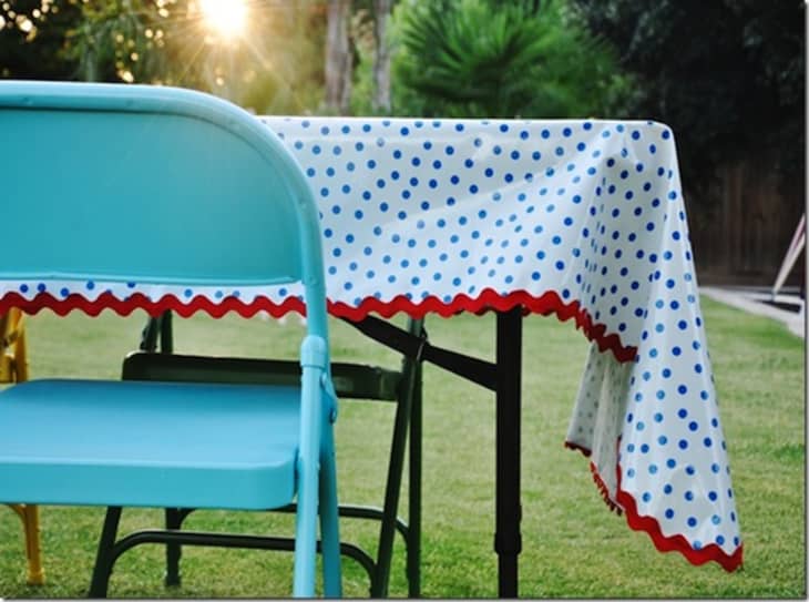 Cheap and Cheerful: Use Oilcloth for Your Summer Entertaining | The Kitchn