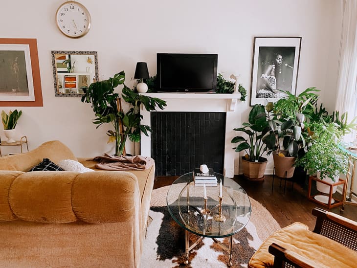 This Elegant and Earthy Home Was Furnished Almost Entirely Secondhand ...