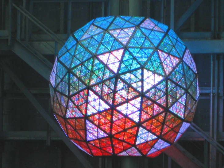 How the Times Square Ball Was Made | Apartment Therapy