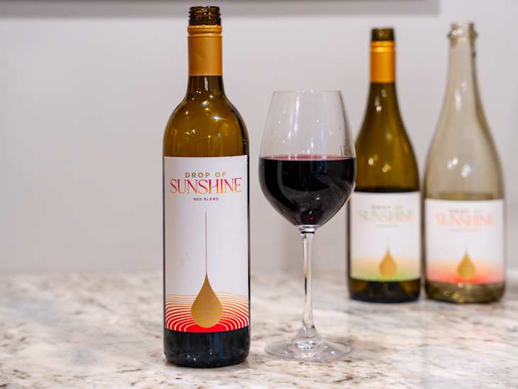 I Tried Reese Witherspoon's New Wine Collection | The Kitchn