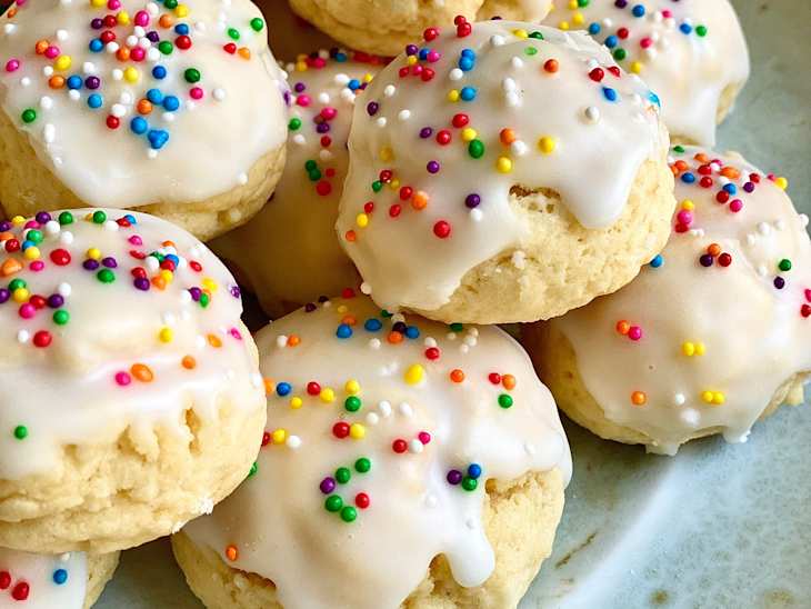 Anise Cookies Recipe (Italian Anisette) | The Kitchn