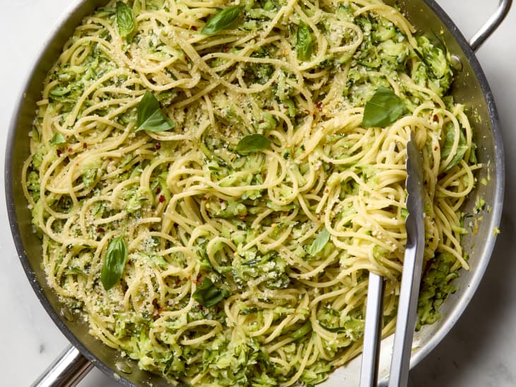 26 Fresh Basil Recipes to Use Up Your Bunch | The Kitchn