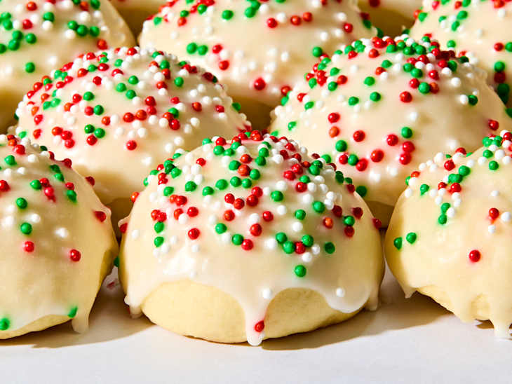 This Brilliant Mini Cookie Tray and Mug Set Is Flying Off Shelves | The ...