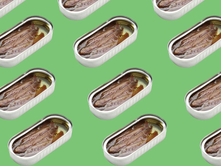 When to Buy Canned or Jarred Anchovies, and When to Buy Anchovy Paste ...