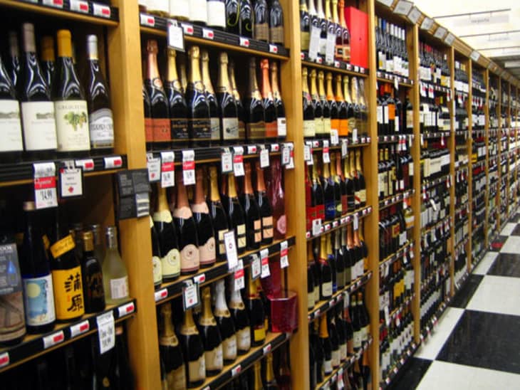 Wine supermarket offers store