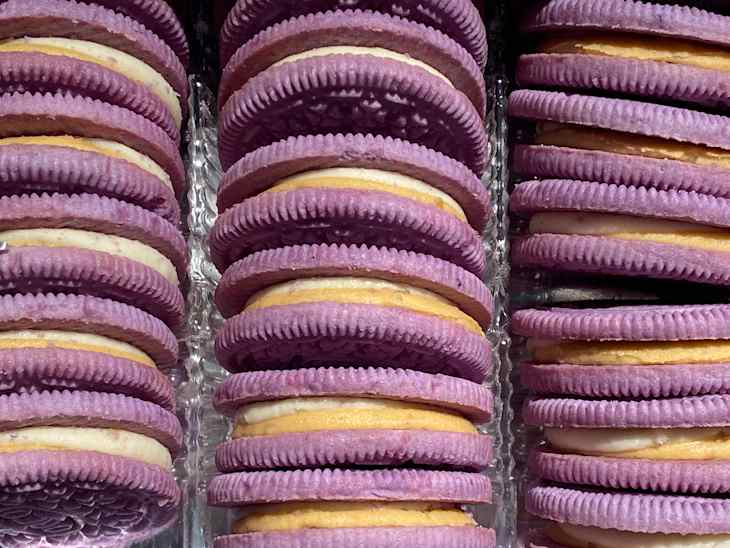BTS’ New Oreos Taste Just Like This Popular Street Snack | The Kitchn